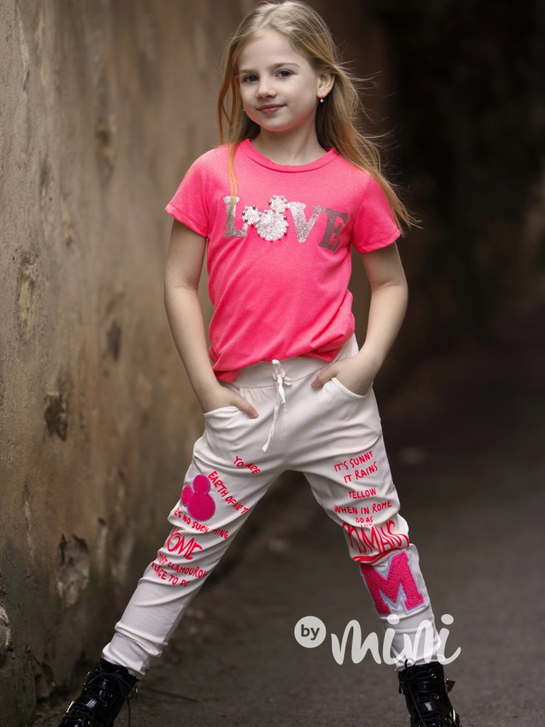 LOVE triko perličky neon pink - Skladem | ByMini.cz